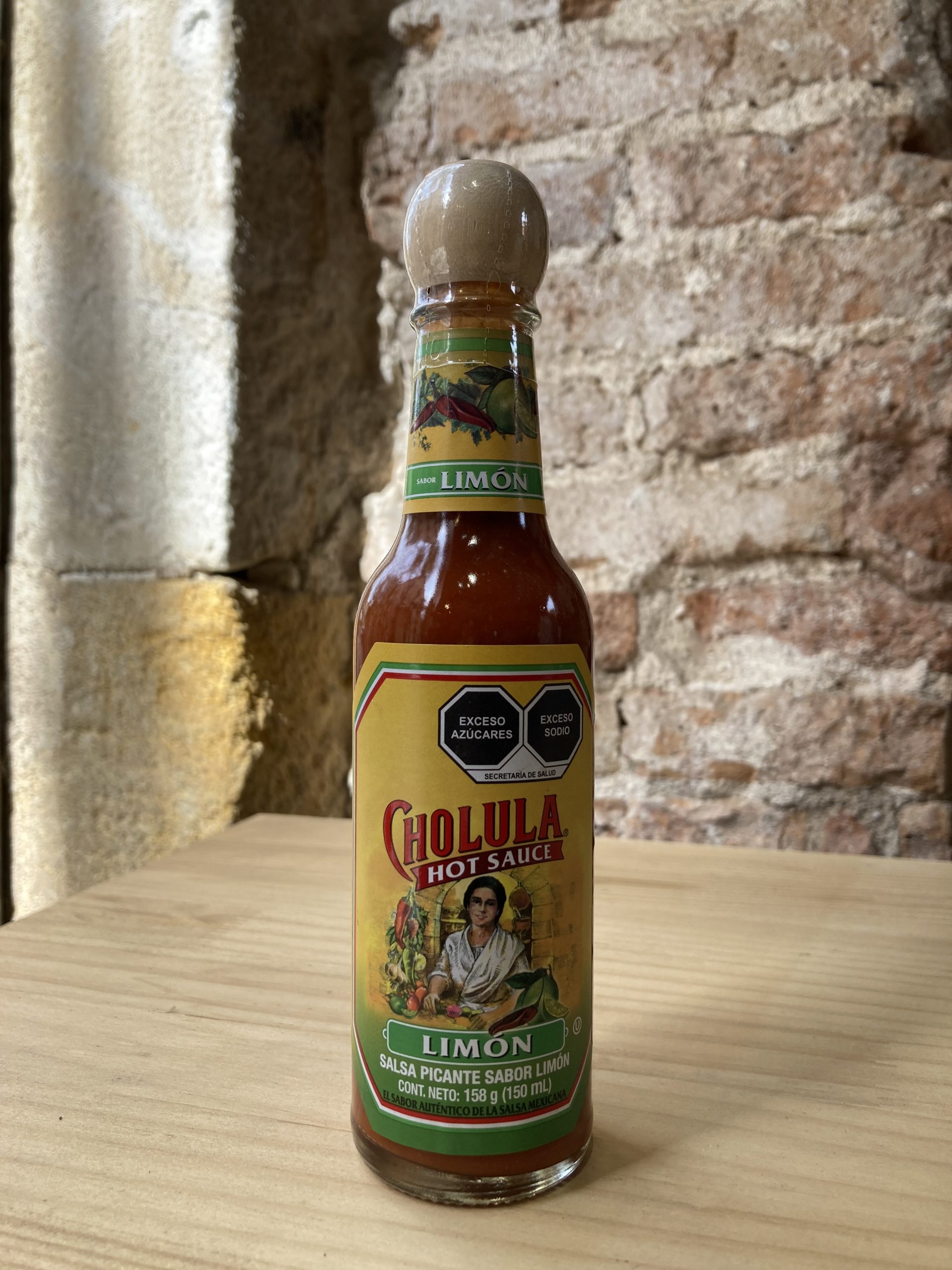 Salsa picante limón Cholula - La Revuelta cultura mexicana